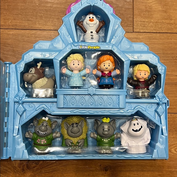 Disney | Toys | Disney Fisher Price Little People Frozen Carry Along ...